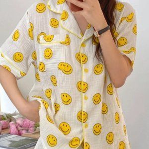 Elle Kay | Intimates & Sleepwear | Nwt Lightweight Smiley Face Pajamas ...